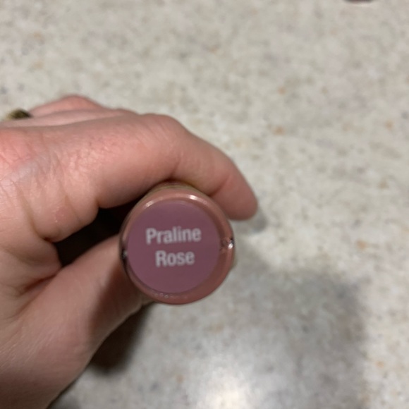 SeneGence | Makeup | Lipsense Praline Rose Lip Color From Senegence ...